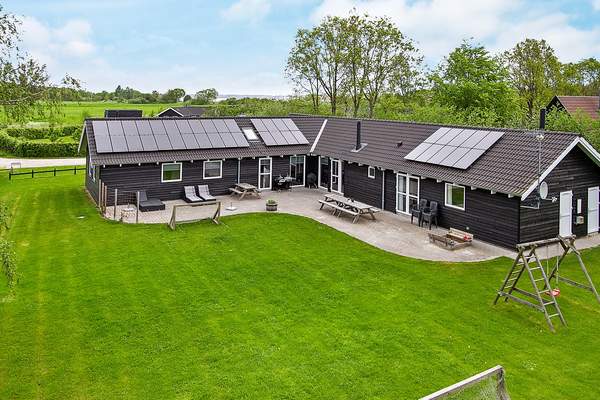 Ahl Strand, Djursland (Mols), Sommerhus 35548, 18 personer