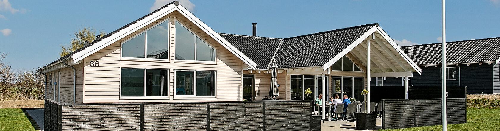 Luksus sommerhus til leje - huse med pool og spabad DanCenter